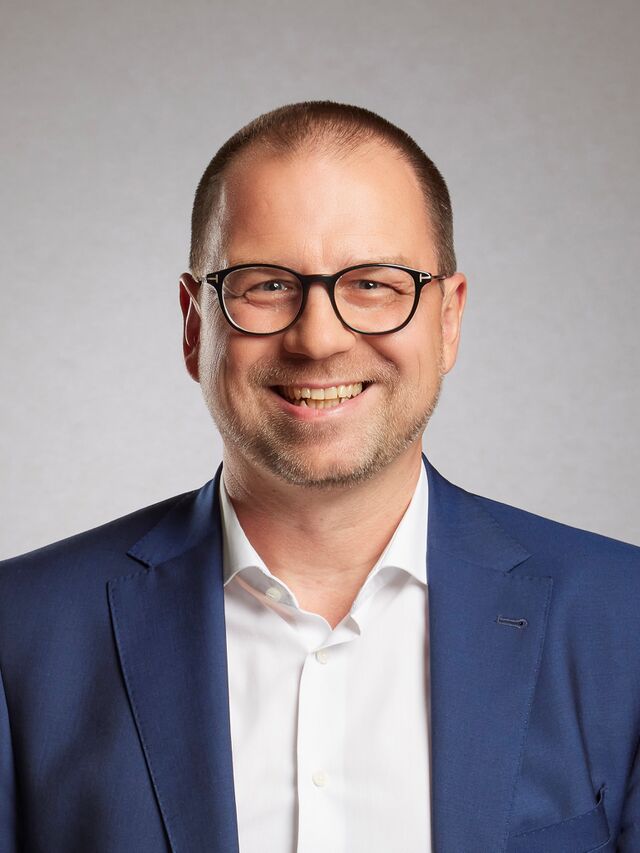 Thomas Mayrhofer – Atterwiki