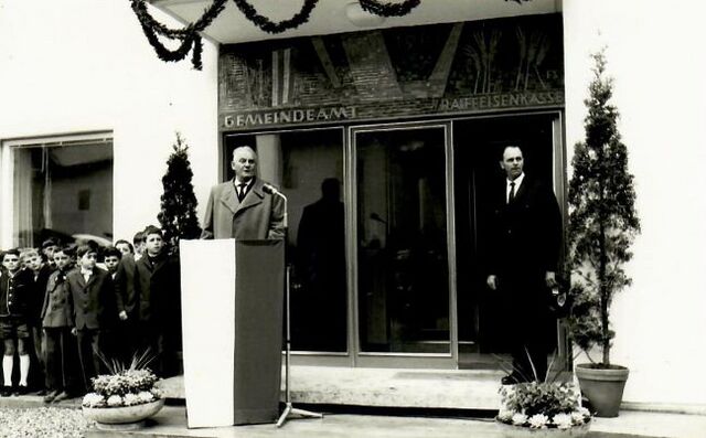 Datei:Eröffnung-1962.jpeg – Atterwiki